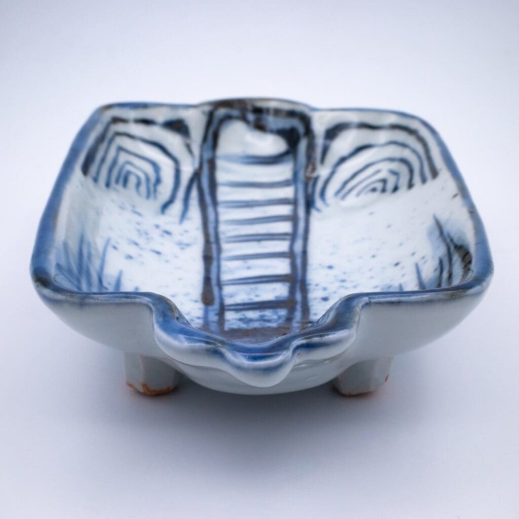 Antique Japanese Insect-Shaped Sometsuke Kaiseki Dish. Arita, Edo ...