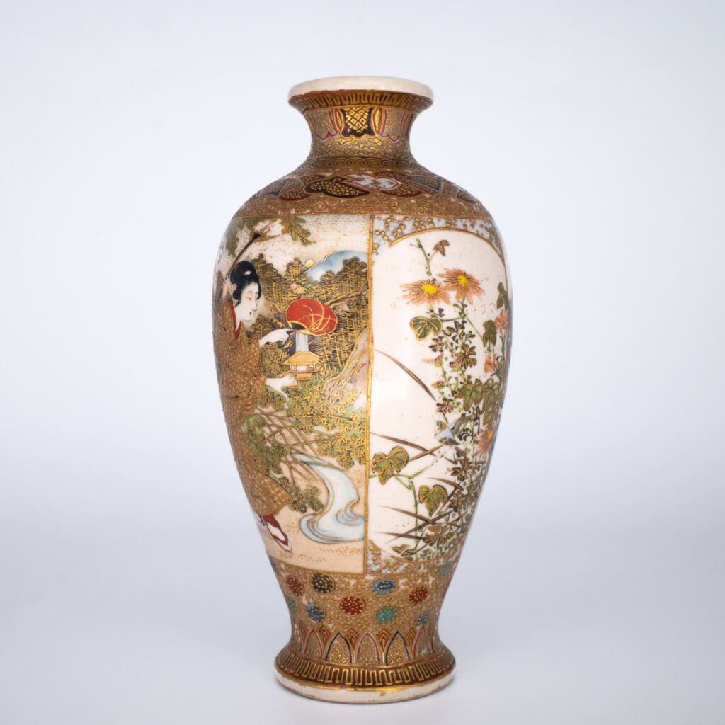 Fine Antique Japanese Satsuma Pottery Vase by Hododa 保土田. Meiji Period ...